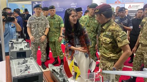 Incar Pasar Asean Pt Pal Pamerkan Produk Ke Kesultanan Brunei