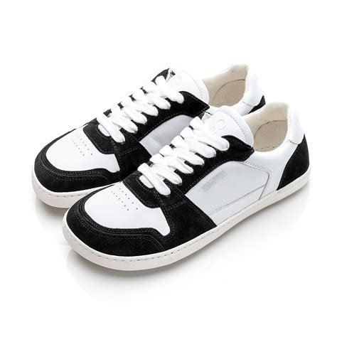 Re Wind Barefoot Sneakers Black And White Shapen Barefoot