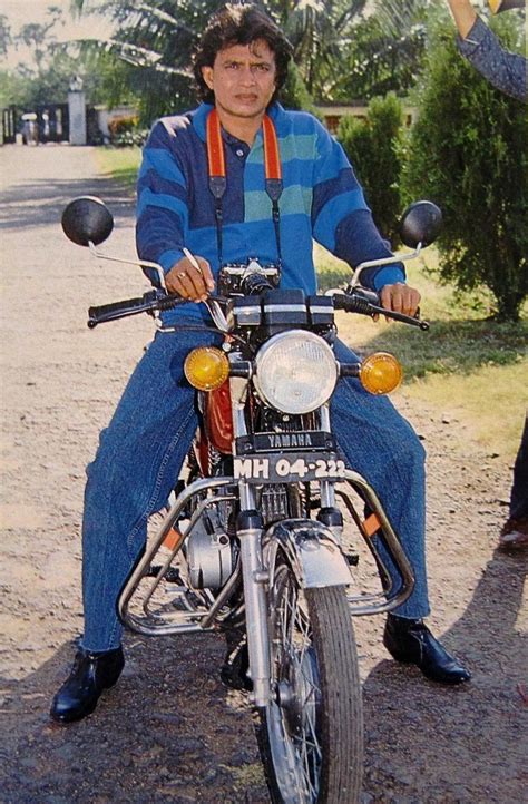 Mithun Chakraborty Wallpapers Top Free Mithun Chakraborty Backgrounds Wallpaperaccess