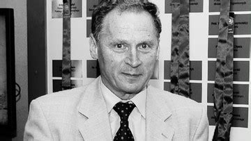 Mirosław Kowalczyk nie żyje Aktor miał 65 lat Polsat News