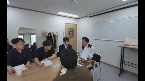 린치핀 김민준 대표의 반드시 계약으로 연결되는 실전 세일즈 화법 특공대처음부터 잘하는 사람은 없습니다 누구나 배움의 문화를 바탕으로 성장하여 성공할 수 있는 린치핀