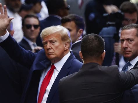 Donald Trump Fundraises With Fake Mugshot Socialite Life