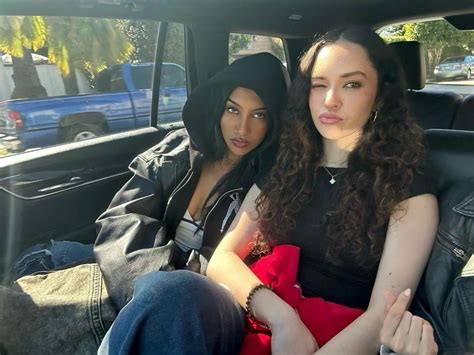 150324 Lara Ig Update Feat Daniela R Katseye Hxg