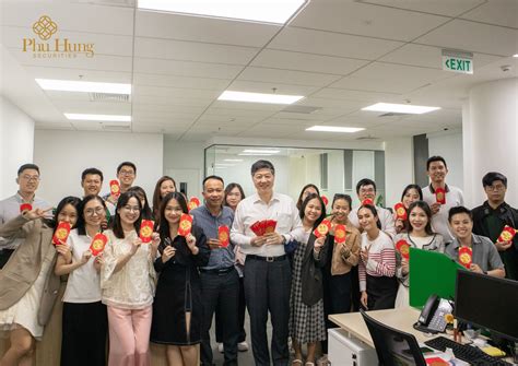 Phs International Women‘s Day QuỐc TẾ PhỤ NỮ TẠi PhÚ HƯng Securities CÔng Ty CỔ PhẦn ChỨng