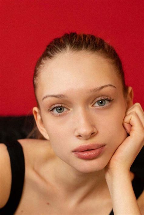 Annie Schröter Generation Models