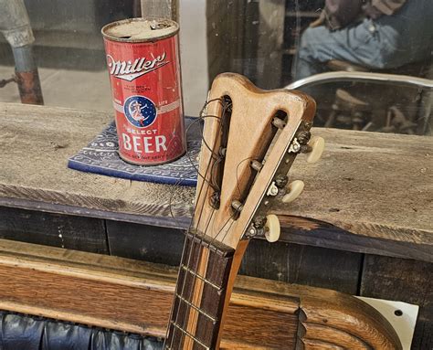 Flat Back 6 String Mandolin 1940s Pear Shaped Body Nice