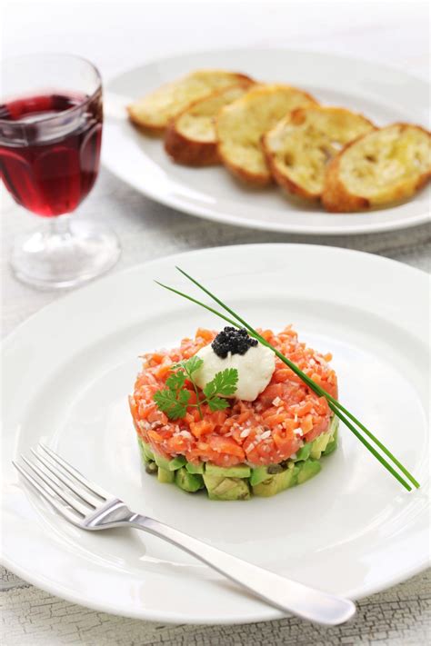 Salmon Tartare With Avocado Artofit