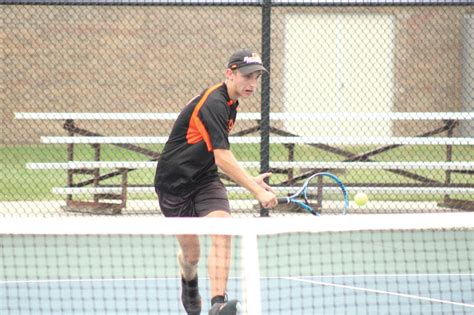 Fenton Tennis Defeats Davison In Recent Dual Sports Coverage For
