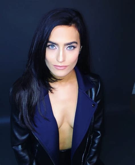 Picture Of Caitlin Leahy