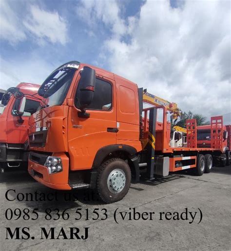 Sinotruk Self Loading With Boom Howo A7 10w 371hp 6x4 E2 22 T With
