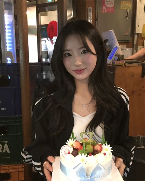 김연우 너무 이쁜 금오름 🥹 제주도 금오름 노을 짱예뻐 Instagram