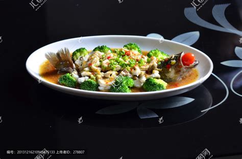鱼万安鱼头功夫鱼中国菜系食品餐饮摄影素材汇图网