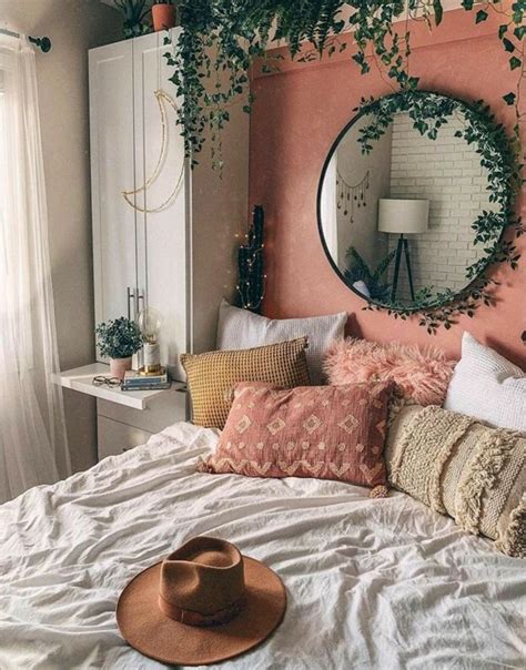 𝓼𝓮𝓻𝓮𝓷𝓭𝓲𝓹𝓲𝓽𝔂 ♡ Bedroom Interior Chic Bedroom Decor Bedroom Makeover