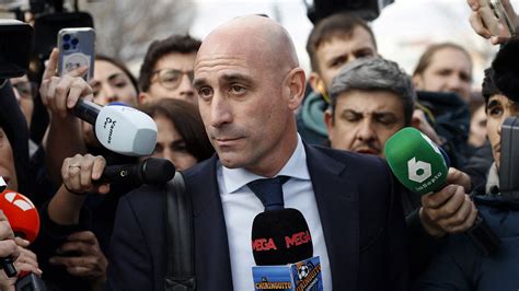 Luis Rubiales Former Spanish Soccer Boss Found Guilty Of Kissing