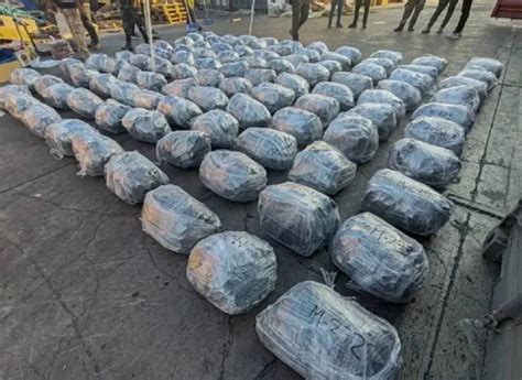 El Salvador Incauta Más De Una Tonelada De Cocaína En El Pacífico El