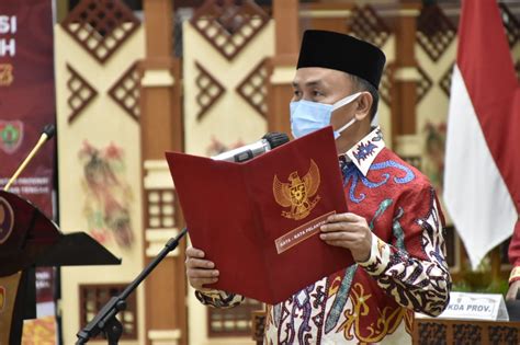 Gubernur Sugianto Sabran Lantik Dan Ambil Sumpah Janji Pejabat Pimpinan