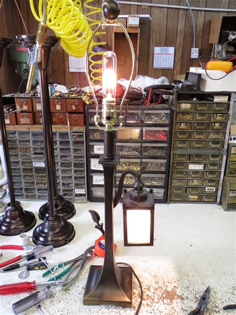 Lamp Parts And Repair Lamp Doctor 3 Way Sockets Vs 3 Terminal Sockets