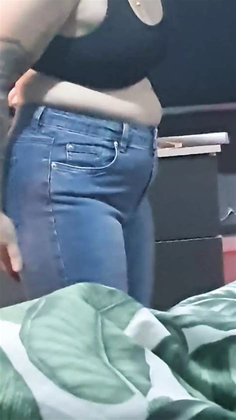 Step Mom Big Ass Trying New Jeans In Front Of Step Son Tattoo Amateur