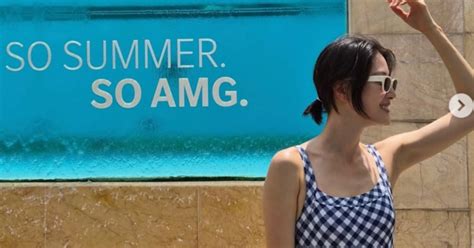 수영복 입은 이현이 프로 모델은 포즈부터 달라 ★sns