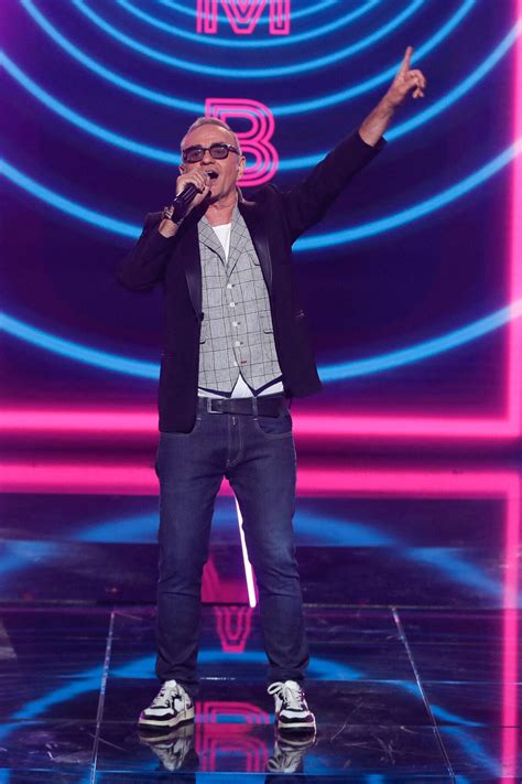 Photo Exclusif Jean Pierre Mader Chante Son Tube Macumba