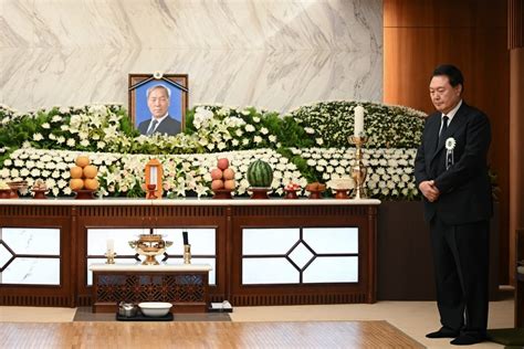 박근혜 직접 조문 못해 미안尹 마음만으로 충분히 감사 한국경제