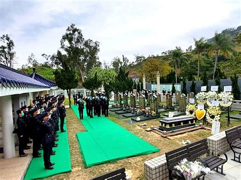 殉職關員黎志恒今最高榮譽出殯 遺體浩園長眠 星島日報 LINE TODAY