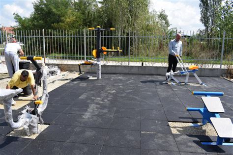 Во Новаци се гради спортска теретана на отворено Пела Радио