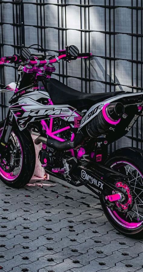 Pin De Buddy Mchunter En Mopeds And Quads En 2024 Moto Rosa Motos De