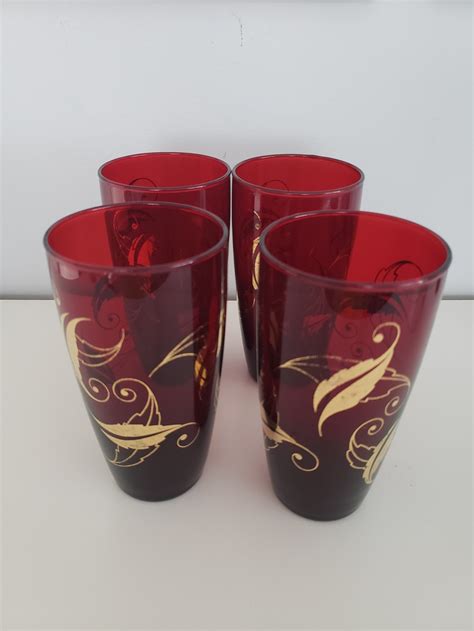 Vtg Anchor Hocking Glass Set Of 4 Ruby Red Gold Leaf Tumblers