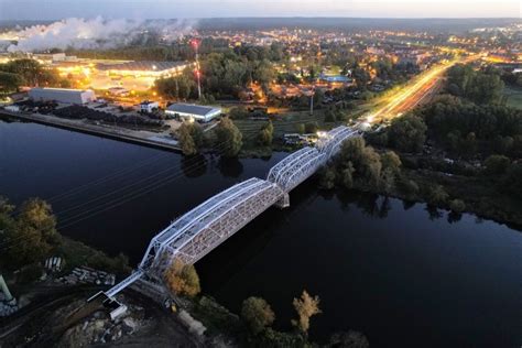 Remont mostu kolejowego nad Wartą w Kostrzynie zbliża się do końca