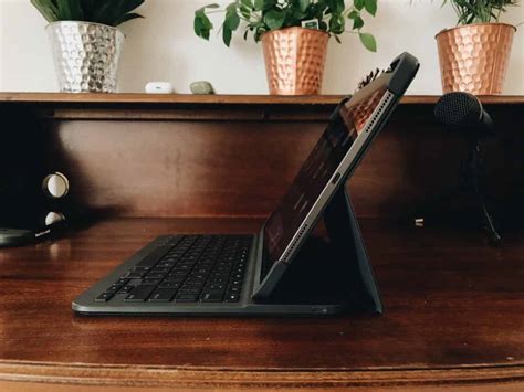 Logitechs Slim Folio Pro Is The Backlit Keyboard You Need For Your IPad The Mac Observer