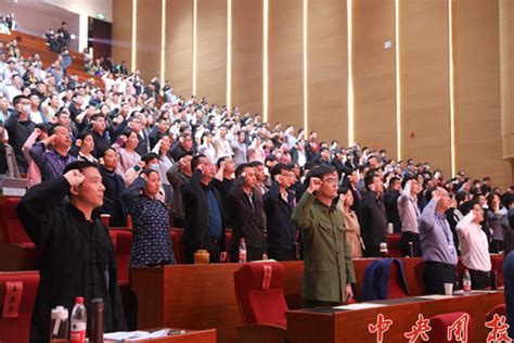 沉浸式理论宣讲课程《您好，焦裕禄》在我校开讲