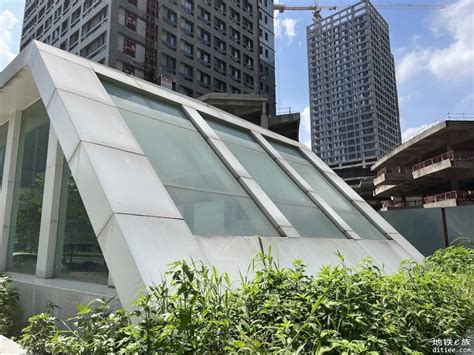 广佛南环顺德北站出入口现状 中 广州地铁 地铁e族