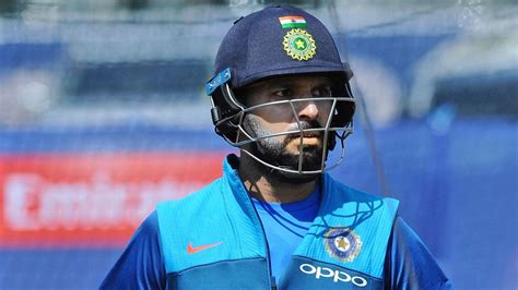 Yuvraj Singh Wallpapers 4k Hd Yuvraj Singh Backgrounds On Wallpaperbat