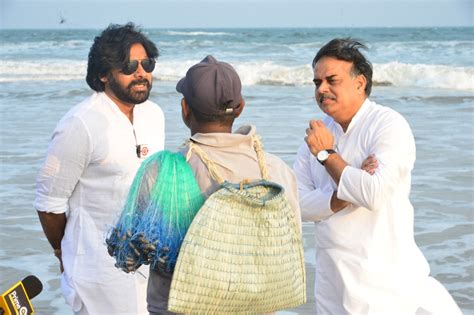 Pawan Kalyan Rushi Konda Pics విశాఖ రిషికొండ బీచ్ కు పవన్ కళ్యాణ్