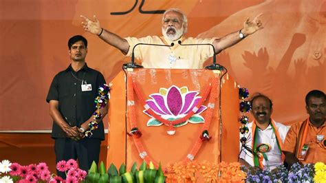 Modi Gets Third Degree Over ‘fake Qualification