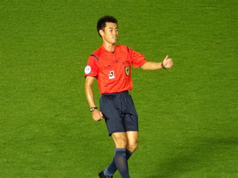 最高のコレクション サッカー 審判 ジェスチャー 340730 サッカー 審判 ジェスチャー キックオフ Gambarsae6nj