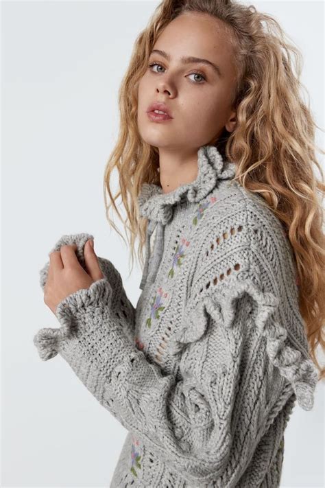 Pin by Татьяна Шишова on ZARA | Knitwear inspiration, Boho knitting ...