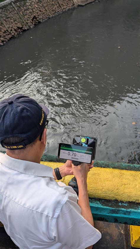 Portable Water Flow Radar Sensor Hsr 10 Kisters North America