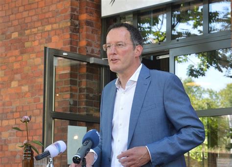 E I L Ebling Bleibt Oberbürgermeister Von Mainz Mainzand
