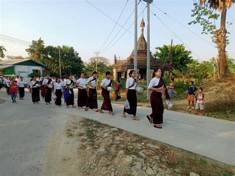 ရမ်းဗြဲမြို့၌ကဆုန်ညောင်ရေသွန်းလောင်းပွဲတော်ကျင်းပ Myanmarnationalpost