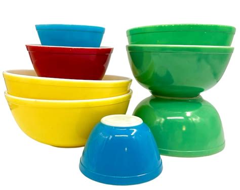 Vintage Pyrex Primary Colors Mixing Bowls Etsy