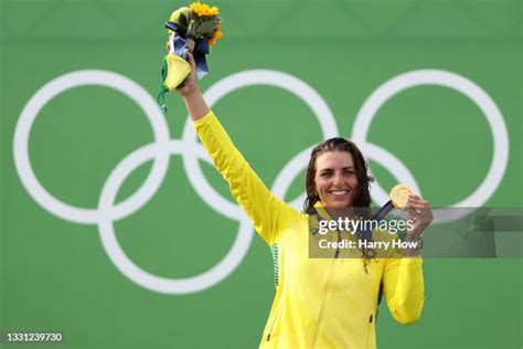 Jessica Fox Canoeist Photos And Premium High Res Pictures Getty Images