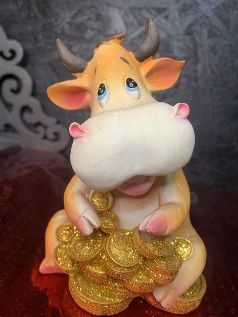 Копілка корова — ціна 60 грн у каталозі Статуетки Купити товари для дому та побуту за доступною