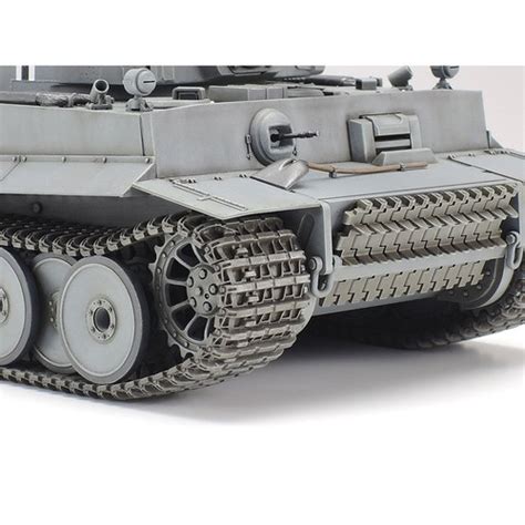 Tamiya 35216 German Tiger I Early Production Tank 135 Military Model