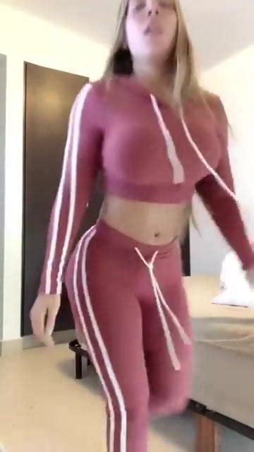 Bailando Un Poco Free Kissing Porn Video E3 Xhamster