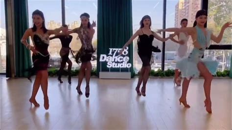 漂亮妩媚的舞者 Youtube