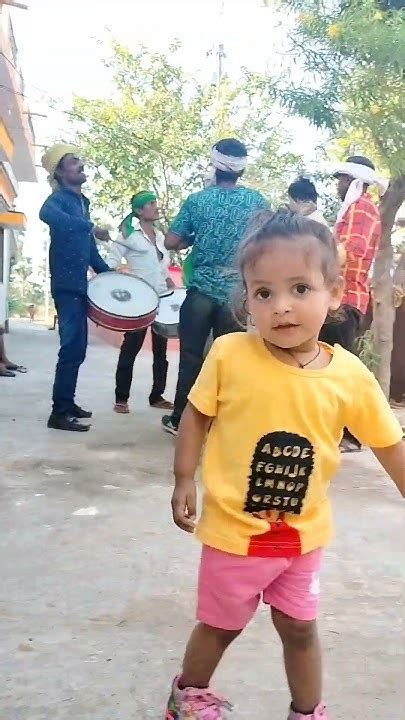 Myra Mama Ki Shadi Mein Bahut Dance Ki Hai Or Bahut Masti Kar Rahi Hai