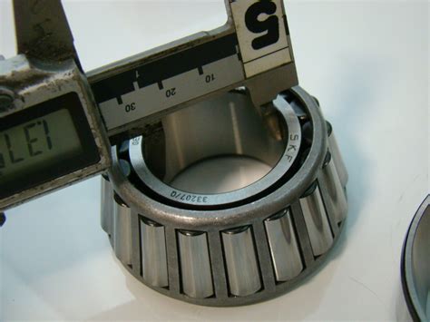 SKF 2 83 72mm Diameter Taper Roller Bearing 33207 Q EBay