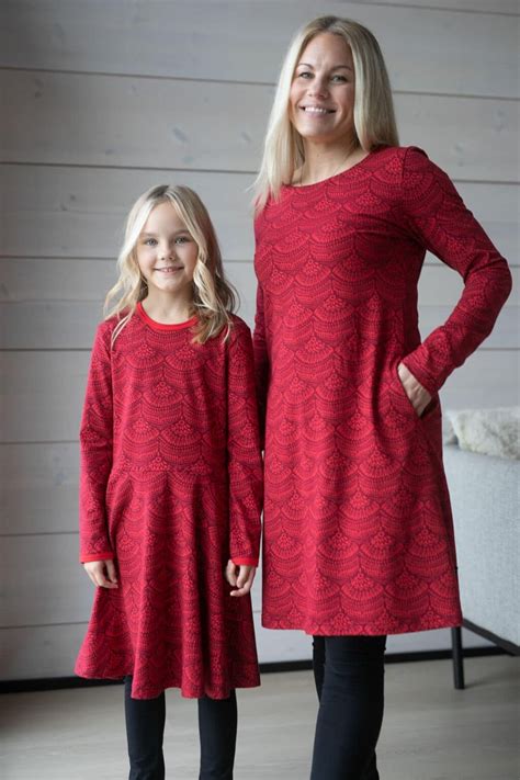 Paapii Design Sinna Mekko Pitsi Punainen Punajuuri